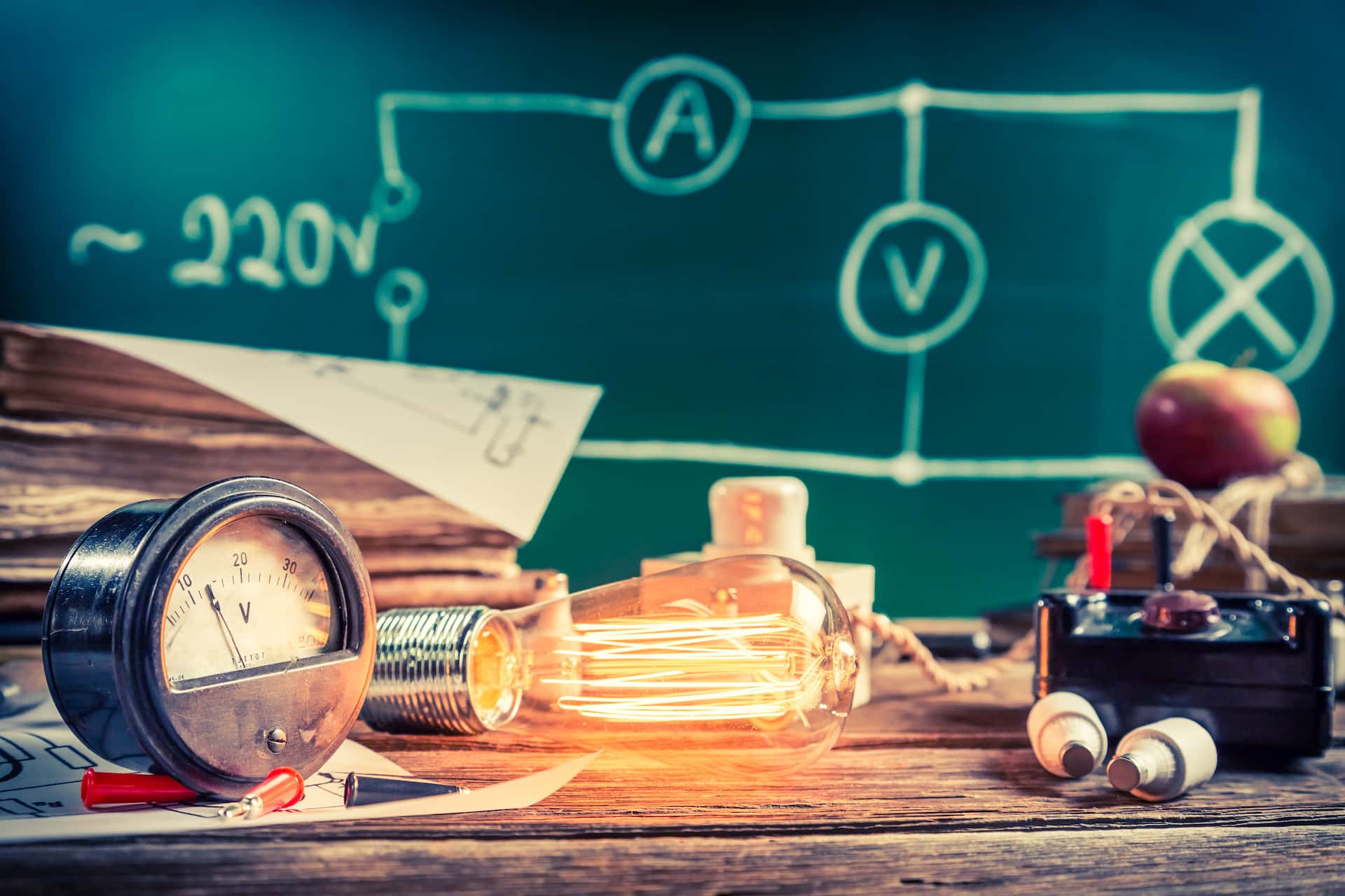 Electrotecnia I ICAI Clases IdEst Academy